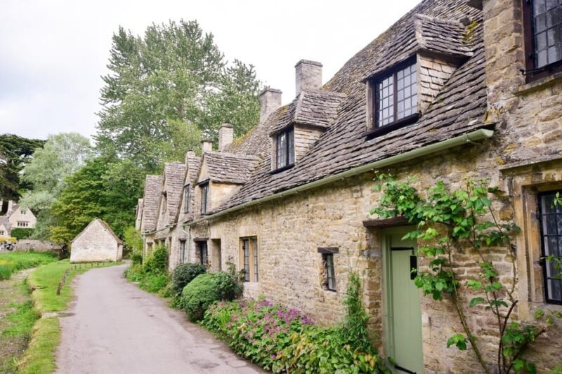 From London: Cotswolds Villages Small Group Day Tour - Comfort, Guides, and Overall Experience