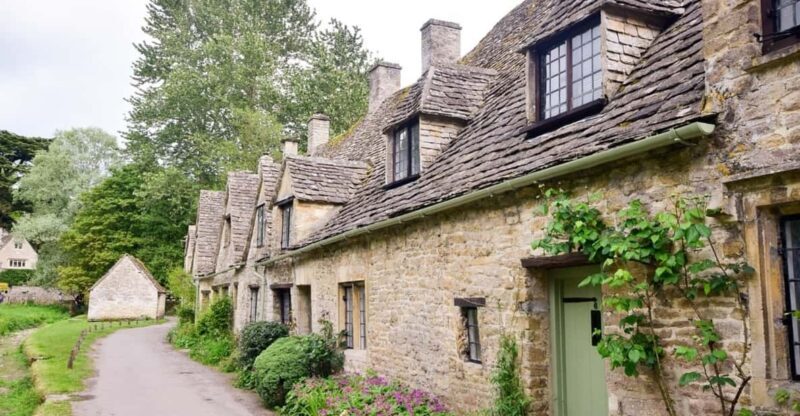 From London: Cotswolds Villages Small Group Day Tour - Frequently Asked Questions