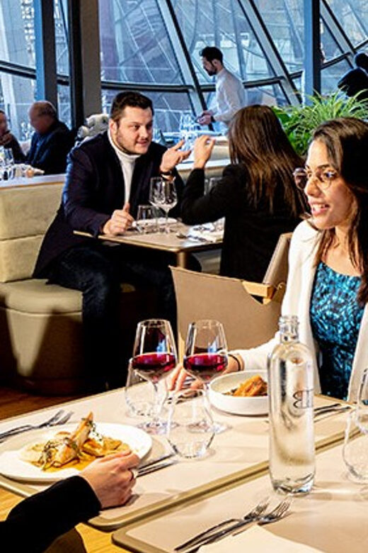 From London: Paris Day Trip with Lunch on Eiffel Tower - Key Points