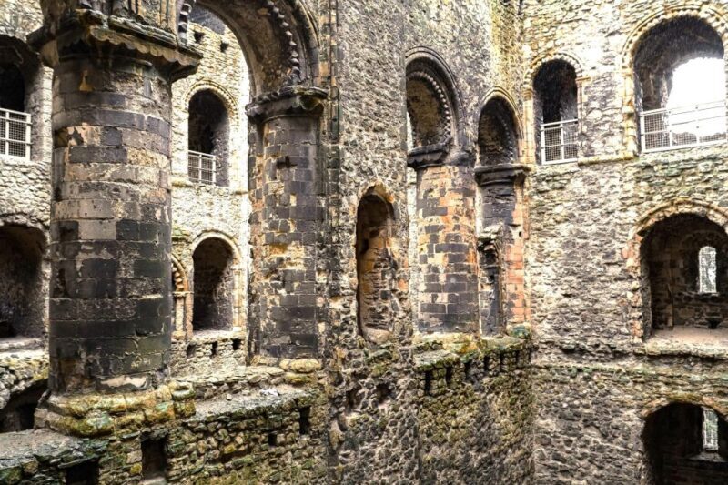 From London: Rochester, Dover Castle & White Cliffs Tour - Who Should Consider This Tour?