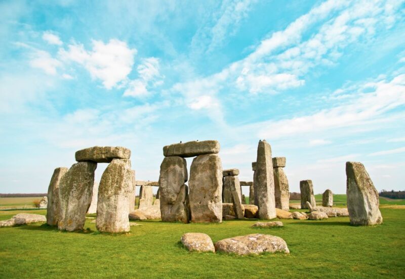 From London: Stonehenge and Bath Private Full-Day Trip - Who Should Consider This Tour?