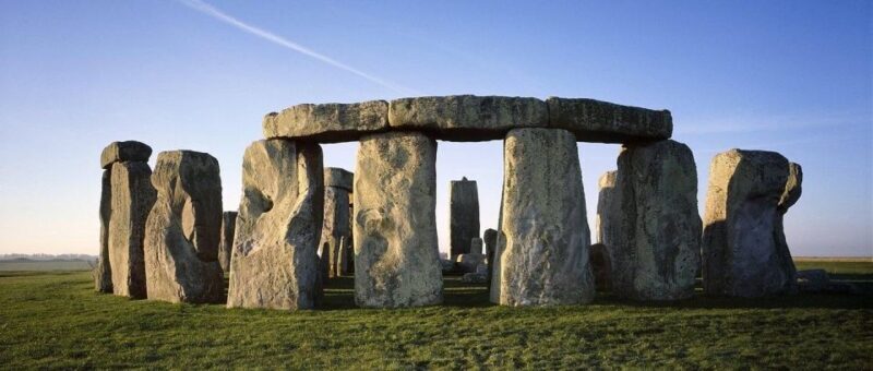From London: Stonehenge and Windsor Castle Day Trip - Exploring the From London: Stonehenge and Windsor Castle Day Trip