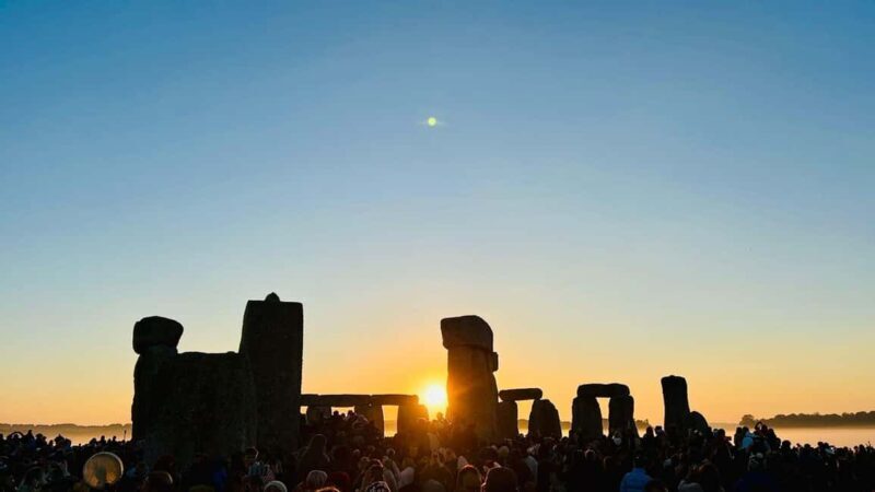 From London: Stonehenge Solstice Celebration Tour - Who Is This Tour Best Suited For?