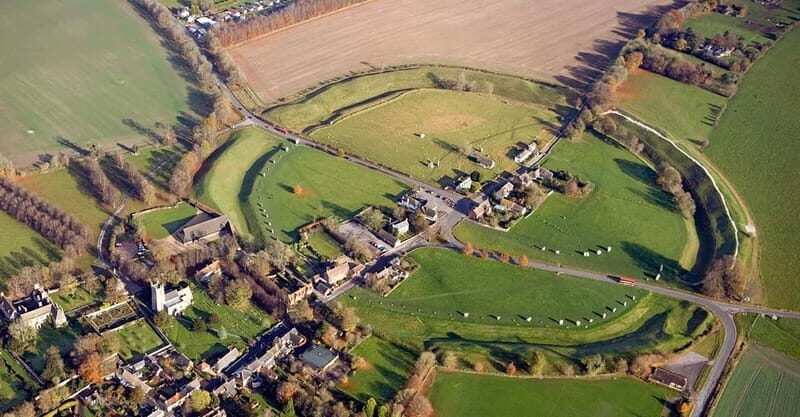 From London: Stonehenge & The Stone Circles of Avebury Tour - Key Points
