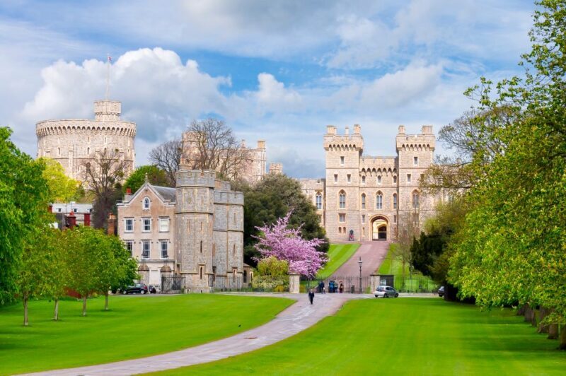 From London: Stonehenge, Windsor and Salisbury Guided Tour - Value for Money