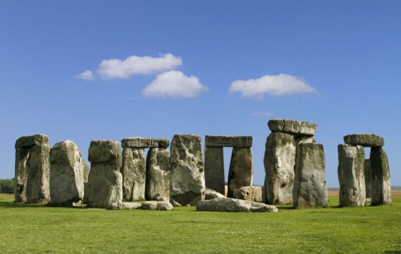 From London: Windsor Castle and Stonehenge Day Trip - Authentic Experience: What Travelers Are Saying