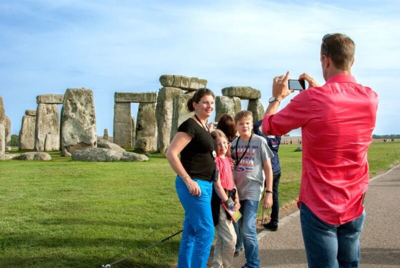 From London: Windsor Castle, Bath, and Stonehenge Day Trip - Authentic Experiences and Authenticity