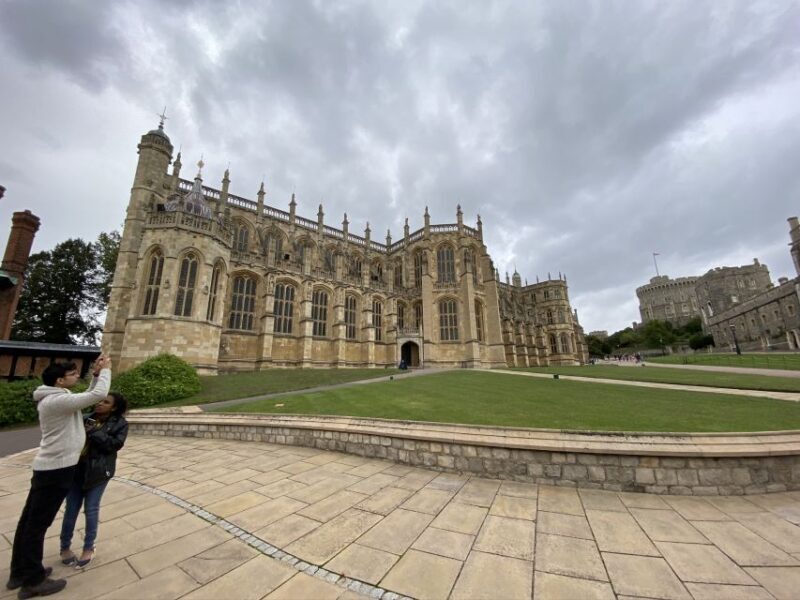 From London: Windsor Castle & Stonehenge Private Day Trip - FAQ