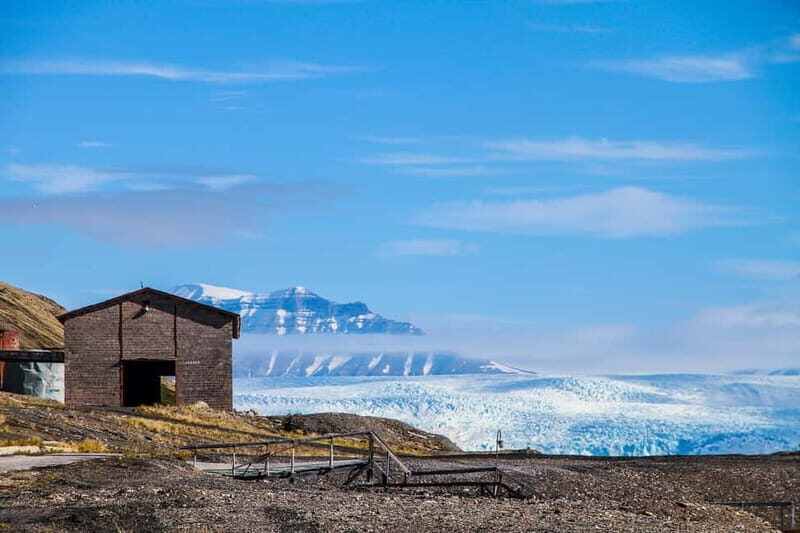 From Longyearbyen: Pyramiden Private Photo Tour w/ Transfer - Why This Tour Offers Good Value