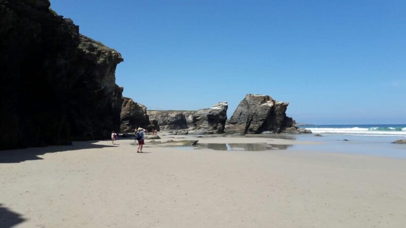 From Lugo: Half day excursion to Playa de las Catedrales and Ribadeo - Discovering Ribadeo: The Town of Indian Houses and Seaside Charm