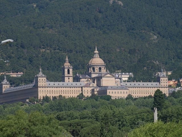 From Madrid: El Escorial, Valley and Segovia Day Trip - The Highlights of the Tour: What You’ll See and Experience
