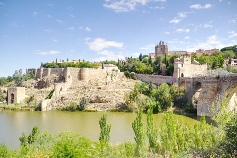 From Madrid: Toledo Guided Day Trip with Cathedral Admission - Key Points