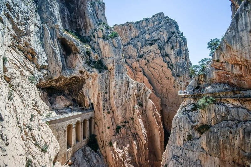 From Málaga: Caminito del Rey Day Trip & Guided Tour - A Deep Dive into the Experience