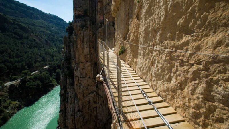 From Malaga: Caminito del Rey Private Guided Tour - The Experience at a Glance