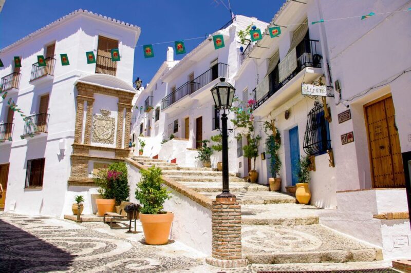 From Málaga: Frigiliana Hiking Tour with Wine & Appetizers - Who Will Love This Tour?
