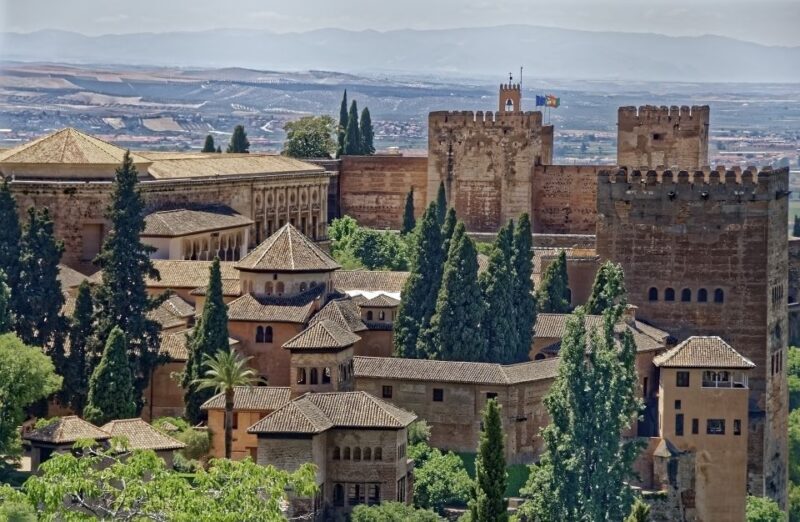 From Malaga: Granada Full-Day Trip with Alhambra - Key Points