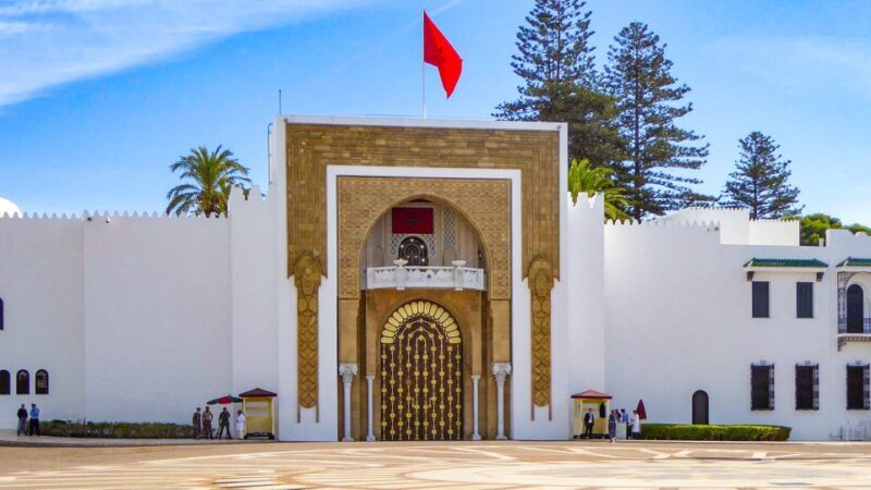 From Málaga: Morocco Day Trip with Tour Guide and Lunch - Tasting Morocco: Lunch and Market Stroll