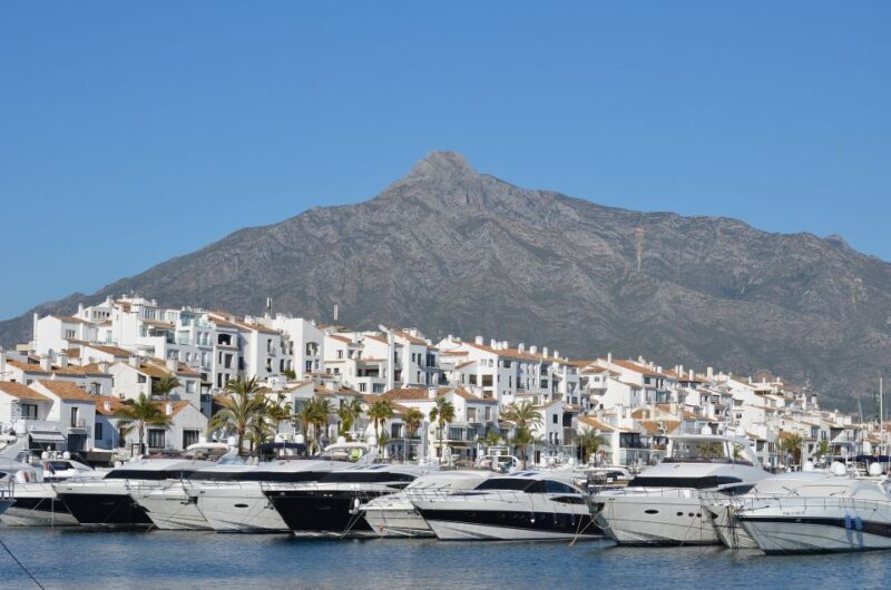 From Malaga or Costa del Sol: Mijas, Marbella & Puerto Banus - The Experience in Context