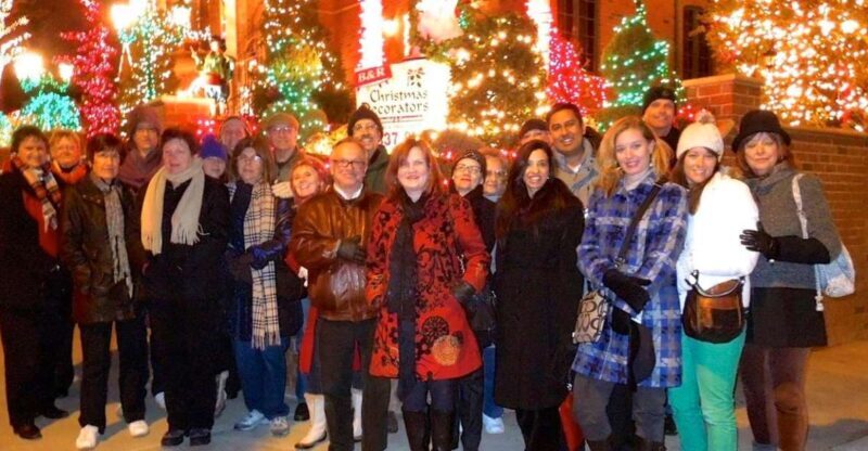 From Manhattan: 4-Hour Christmas Lights Luxury Bus Tour - Who Should Consider This Tour?