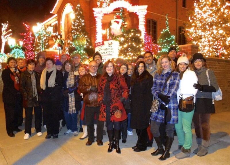 From Manhattan: 4-Hour Christmas Lights Luxury Bus Tour - Exploring the Itinerary in Detail