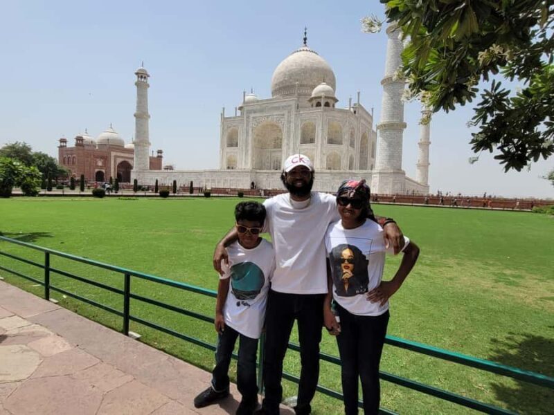 From Marble to Mystery: Agra & Fatehpur Sikri Discovery - An In-Depth Look at the Tour Experience