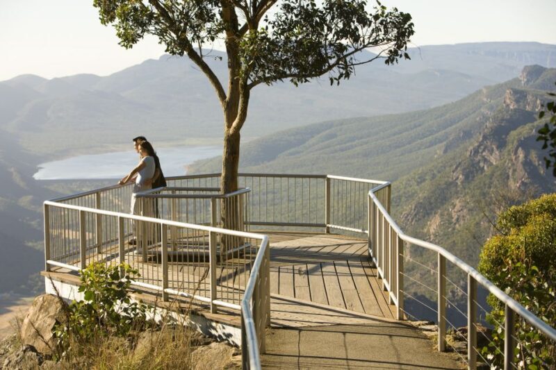 From Melbourne: Grampians National Park Bushwalking Tour - How Reviews Reflect the Experience