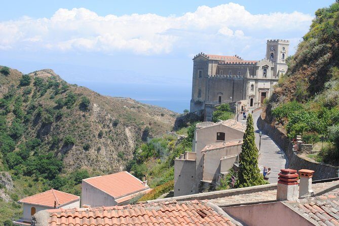 From Messina Cruise Terminal: Taormina+ Godfather tour+Lunch - Price and Value