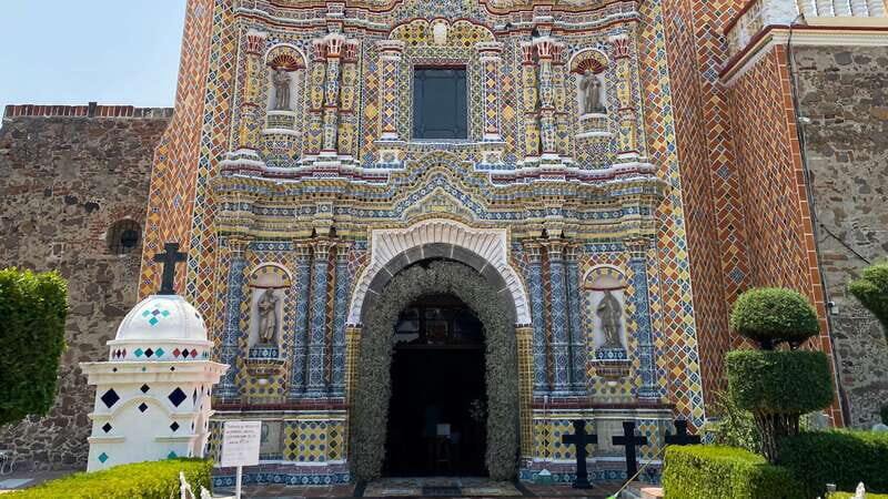 From Mexico City: Puebla, Cholula and Tonantzintla Day Trip - Practical Aspects: Transport, Group Size, and Timing
