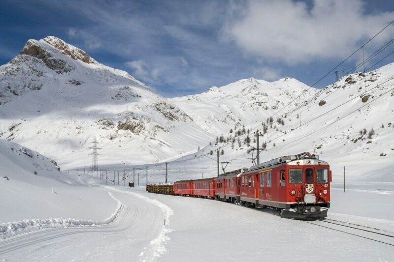 From Milan: Lake Como Cruise, St. Moritz & Bernina Red Train - The Experience in Detail