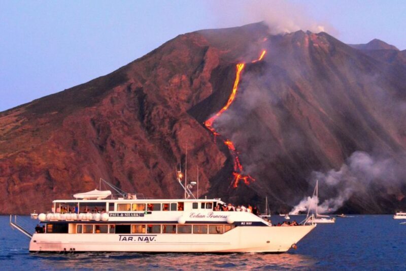 From Milazzo: Panarea and Stromboli Boat Trip by Night - An In-Depth Look at the Experience