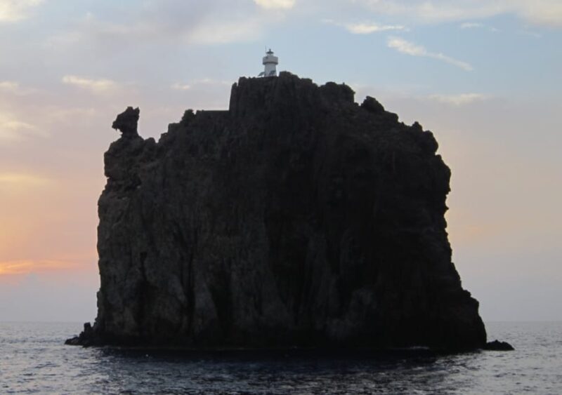 From Milazzo: Panarea & Stromboli Boat Trip - Cruising the Archipelago: The Micro-Island Scene