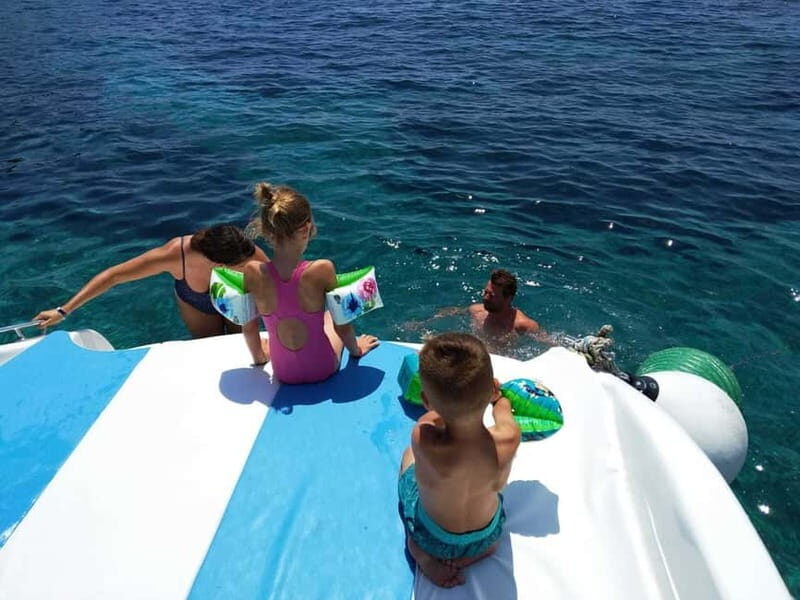 From Milna, Supetar, Postira: Magical Blue Cave and Hvar - FAQs
