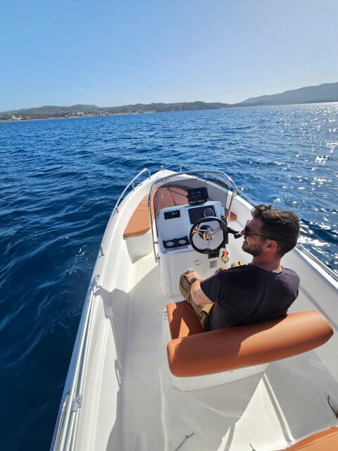 From Milos: Rent a Boat to Kleftiko (no license required) - Key Points
