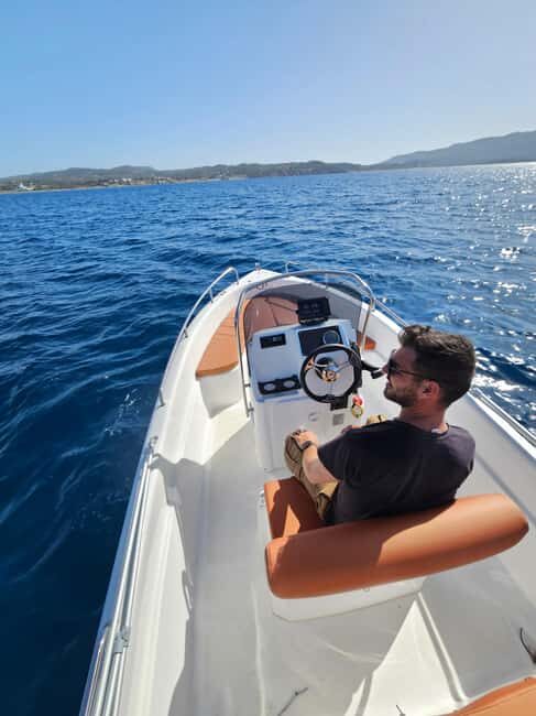 From Milos: Rent a Boat with guide to Kleftiko - What to Expect and What Not to Expect