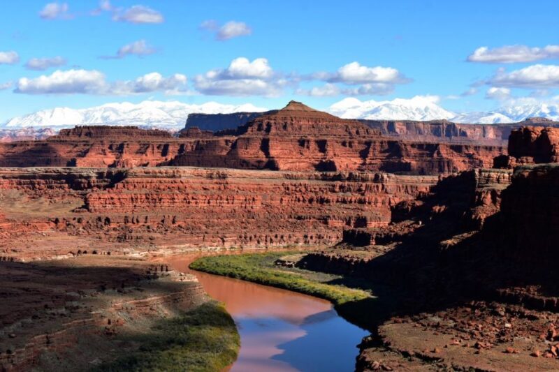From Moab: Canyonlands 4x4 Drive and Colorado River Rafting - Who Should Consider This Tour?