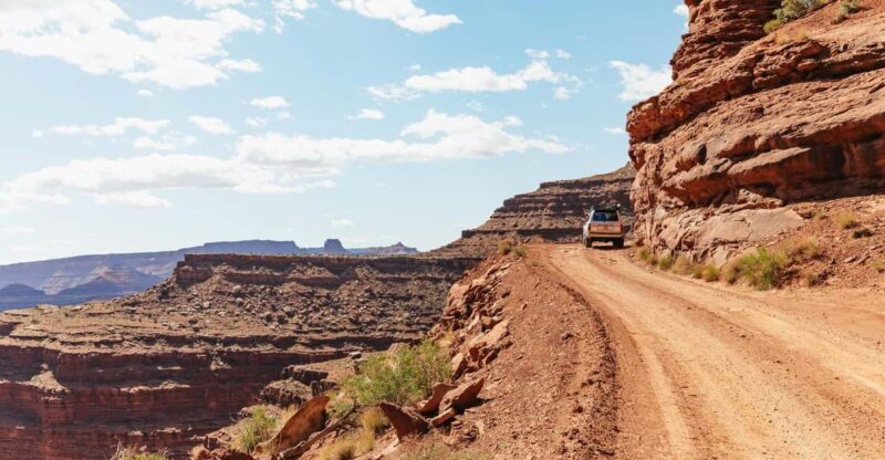 From Moab: Sky District Canyonlands National Park 4x4 Tour - Who Should Consider This Tour?