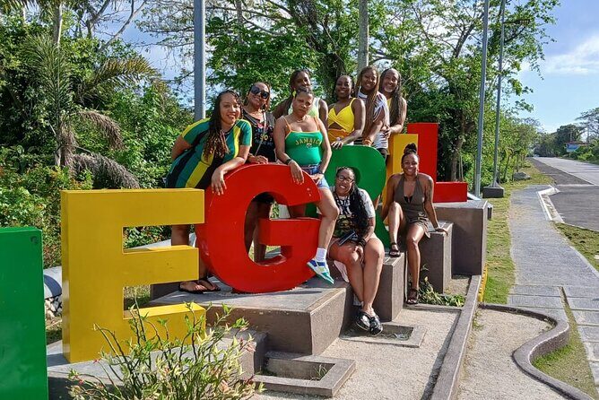 From Montego Bay: Negril 7 Mile Beach & Rick's Cafe Sunset Tour - The Sum Up