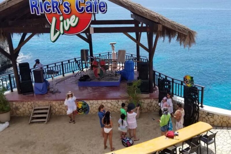 From Montego Bay: Negril Beach and Rick's Café Day Trip - Exploring the Itinerary in Detail