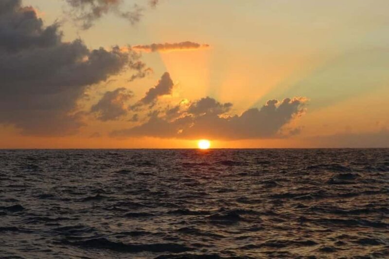 From Montego Bay: Negril Beach and Rick's Café Day Trip - The Bottom Line