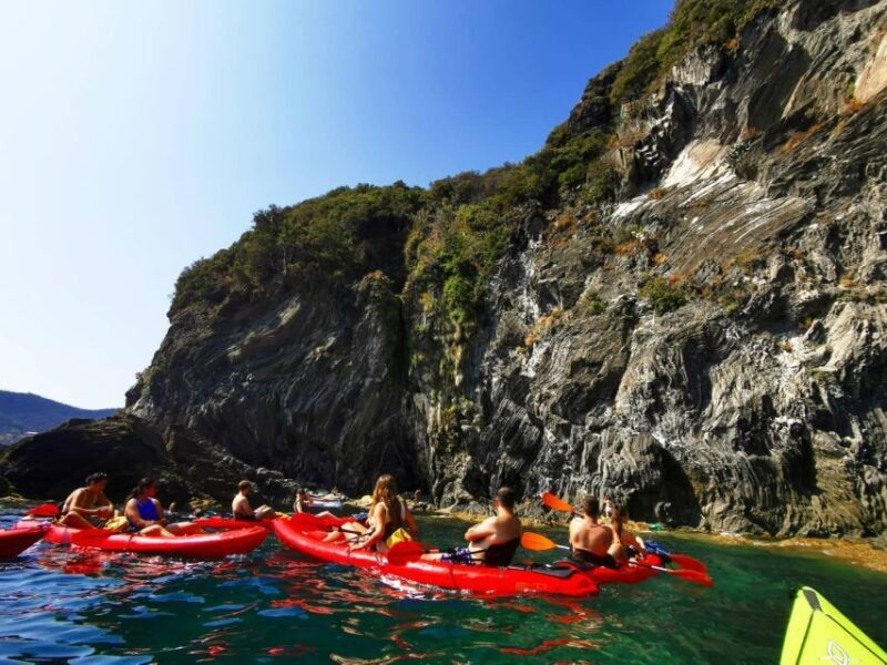 From Monterosso: Vernazza Bay Kayaking Tour - Key Points