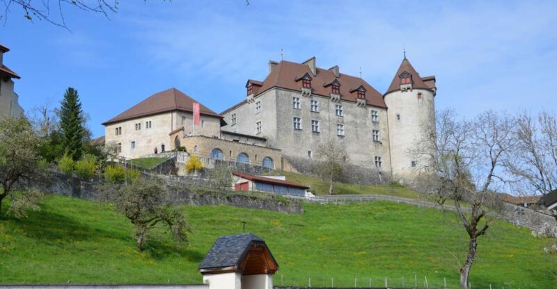 From Montreux, Bern or Fribourg : Gruyères region TOUR - Exploring the Region: What to Expect