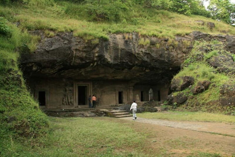 From Mumbai: Half-Day Elephanta Caves Tour with Ferry Ride - Exploring the Itinerary in Detail