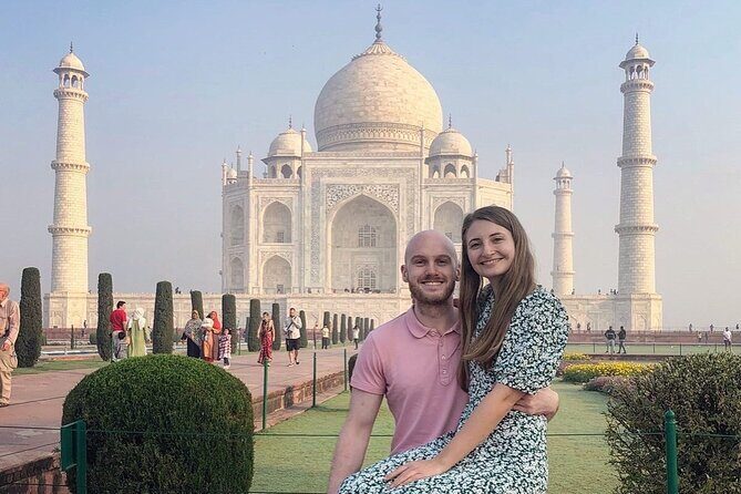 From Mumbai: Overnight Taj Mahal Tour with Flight & Hotel - Who Should Consider This Tour?