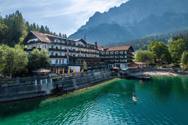 From Munich: Neuschwanstein & Zugspitze, Eibsee + Austria . - Starting from Munich — a comfortable departure