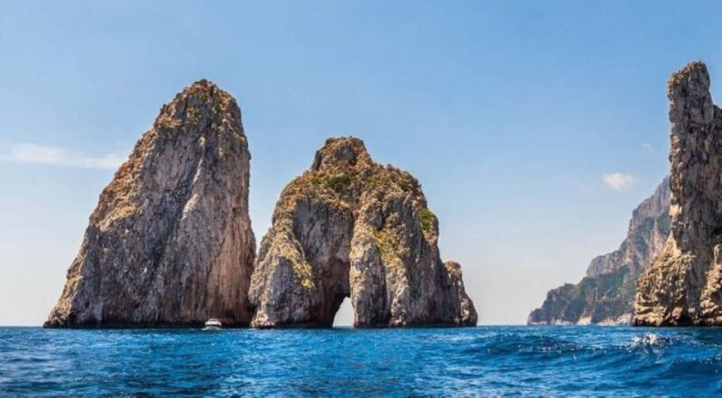 From Naples: Guided Day Trip of Capri - What It’s Not