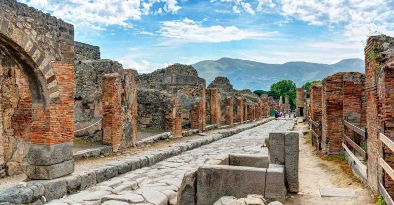 From Naples or Pompeii: Pompeii Skip-the-Line Entry and Tour - Who Will Love This Tour