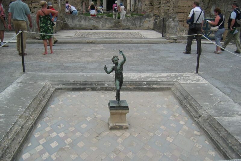 From Naples: Pompeii and Herculaneum Tour with Lunch - An In-Depth Look at the Pompeii and Herculaneum Tour