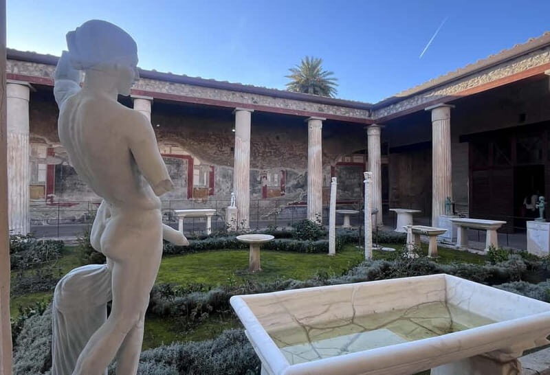 From Naples: Pompeii and Matera Day Trip with Transfer - Key Points