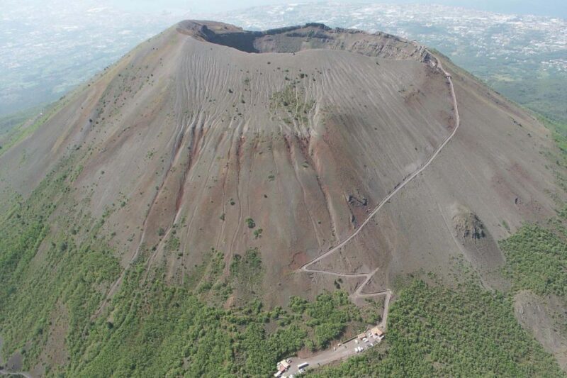 From Naples: Pompeii and Vesuvius Full-Day Tour with Lunch - Key Points