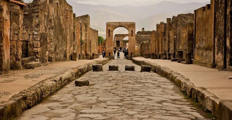From Naples: Private tour Vesuvius, Herculaneum and Pompeii - Who Is This Tour For?